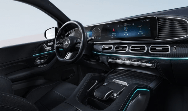 Mercedes-Benz GLE 450d 4Matic na concessionária AB Intercar Rio de ...